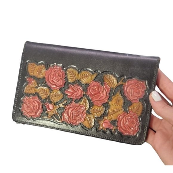 Accessories | Vintage Leather Red Rose Red Interior 7 Inch Wallet ...